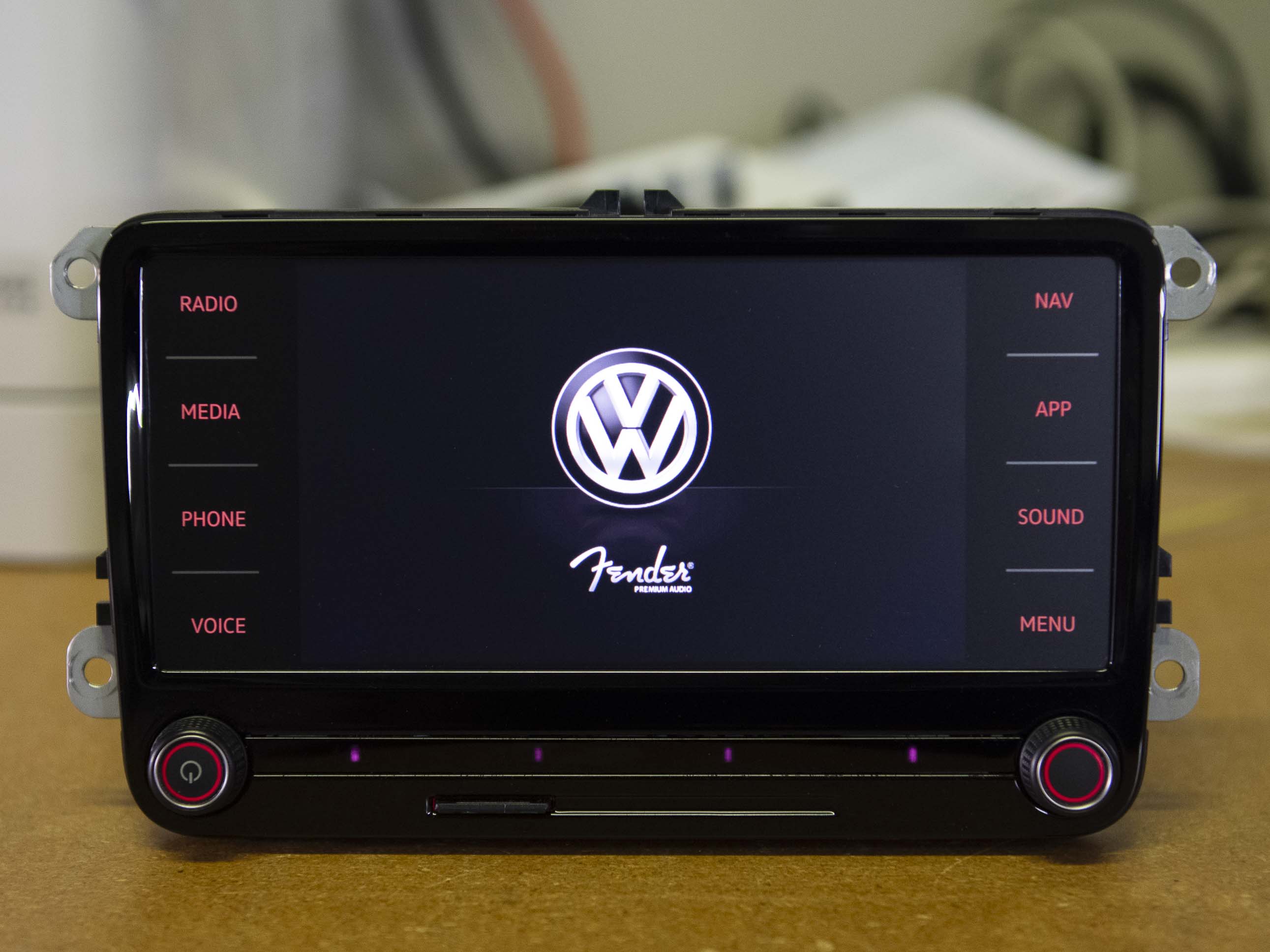 VW Discover Media MIB2 PQ Gen 2 Retrofit Kit w/ App Connect™ – Eurozone ...