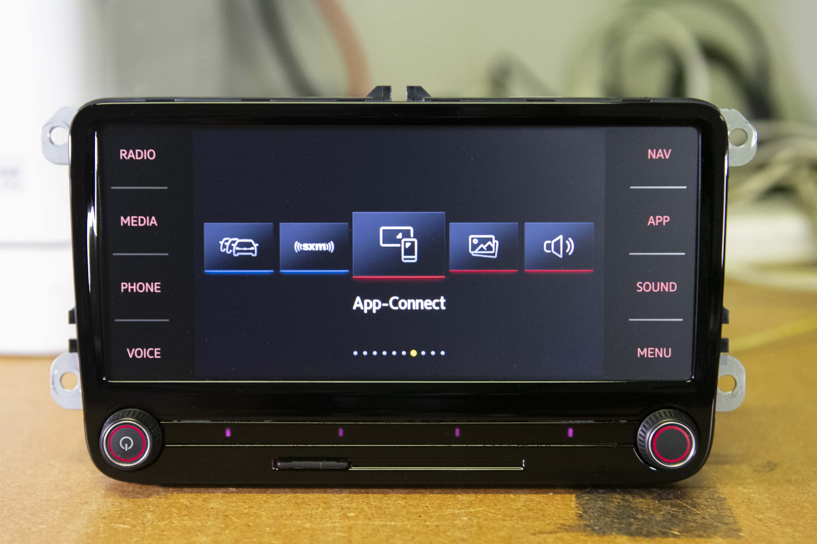 VW Discover Media MIB2 PQ Gen 2 Retrofit Kit w/ App Connect™ – Eurozone ...