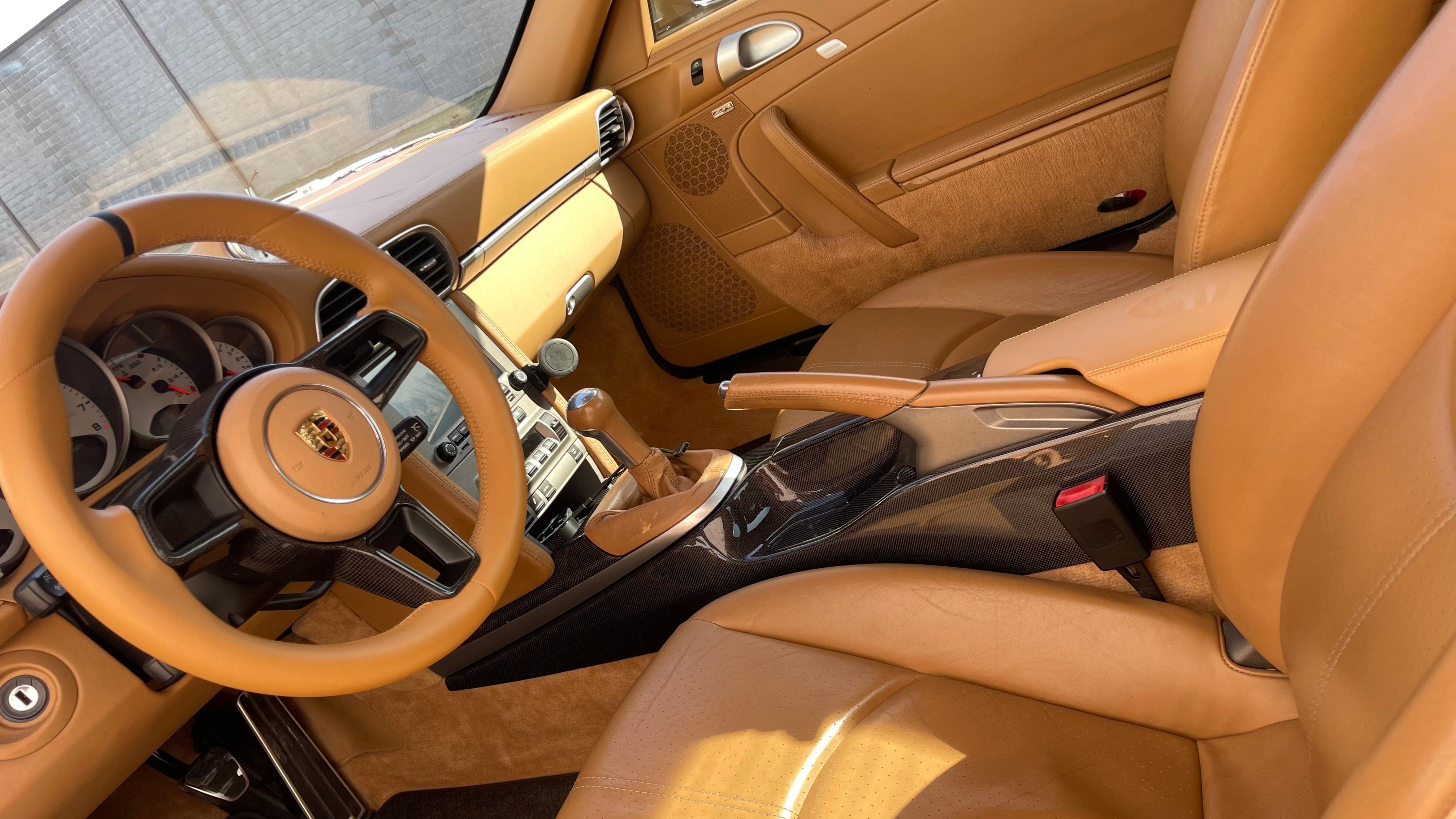 Porsche 997 Custom Center Console – Eurozone Tuning